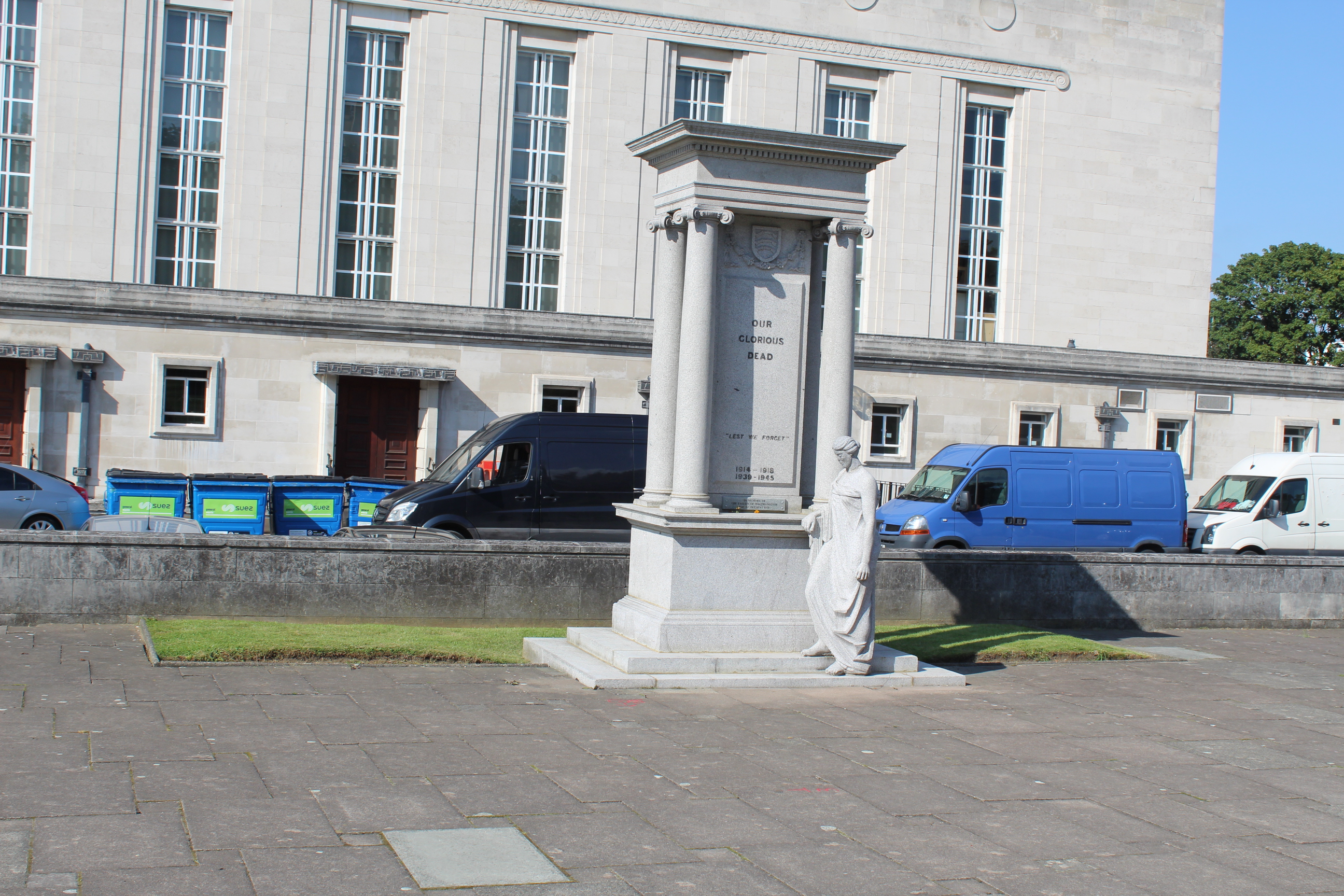 WALTHAMSTOW - War Memorials Online